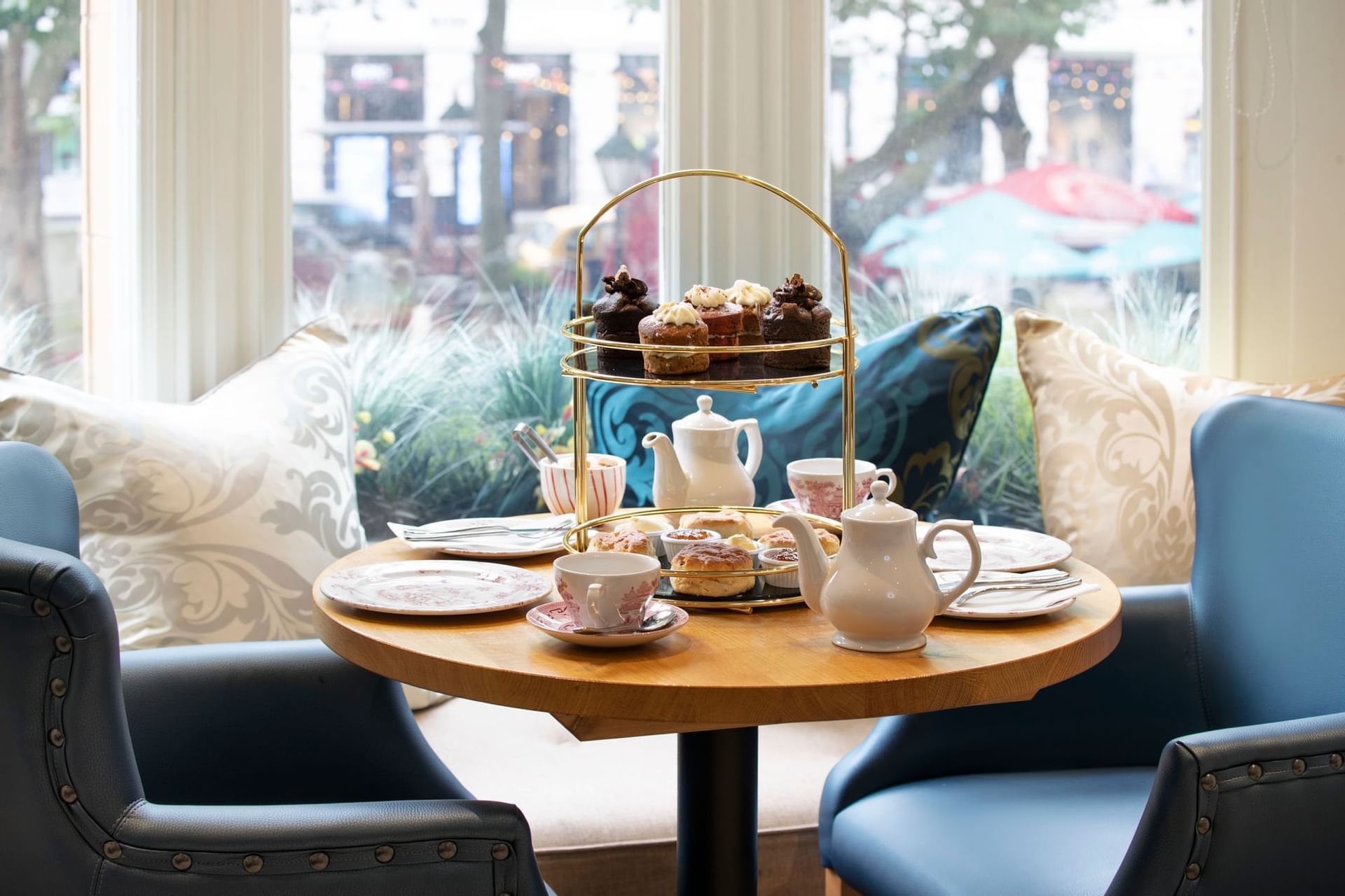 Tea on the Square Skip to main content