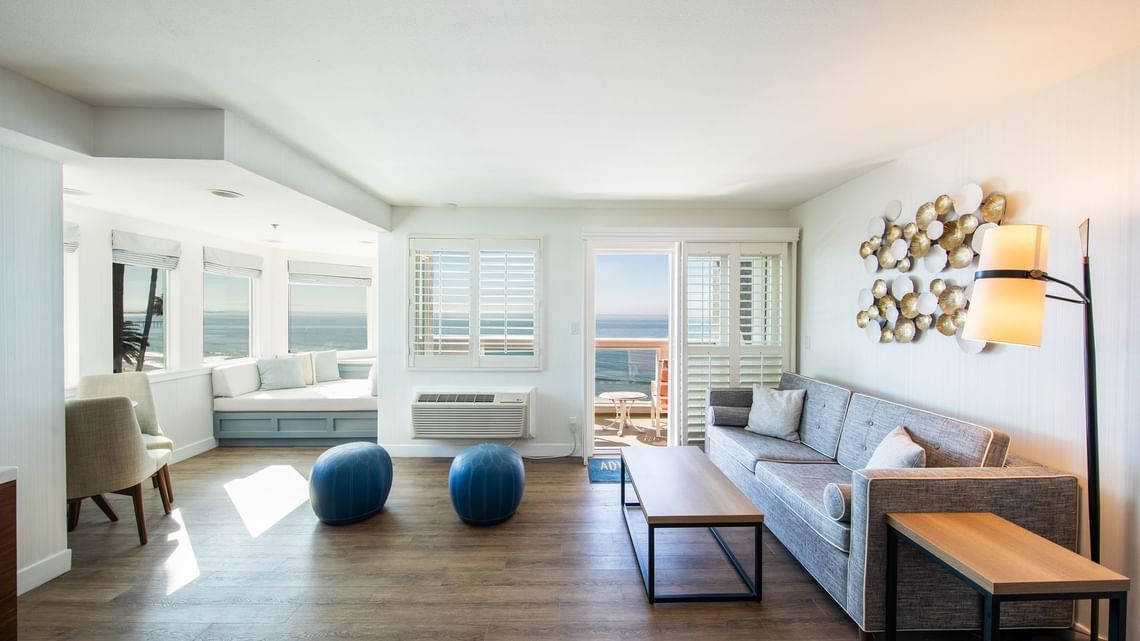 Signature Deluxe King | SeaCrest Oceanfront Hotel