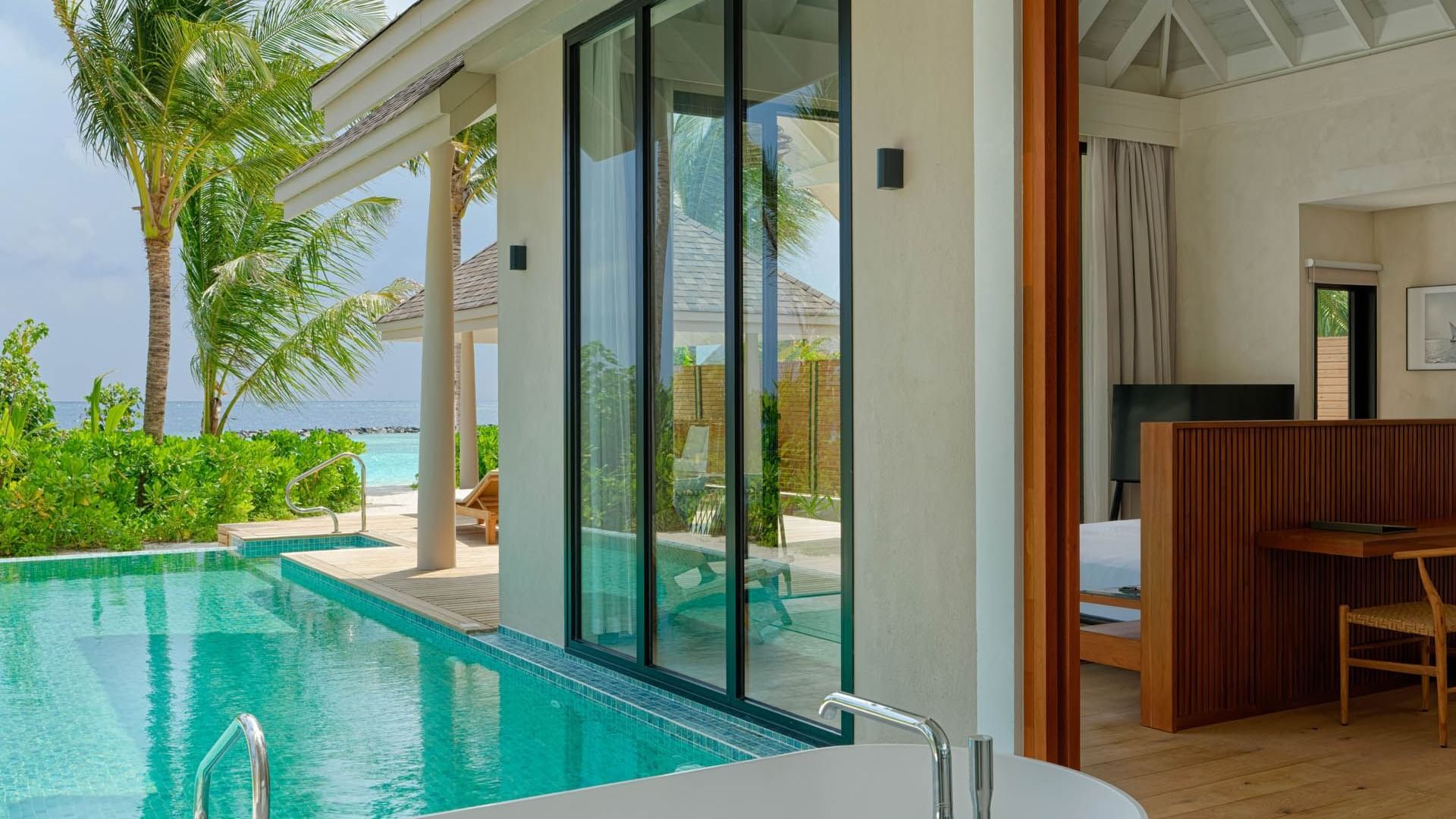 Deluxe Beach Pool Villas | Ananea Madivaru Maldives Accommodation