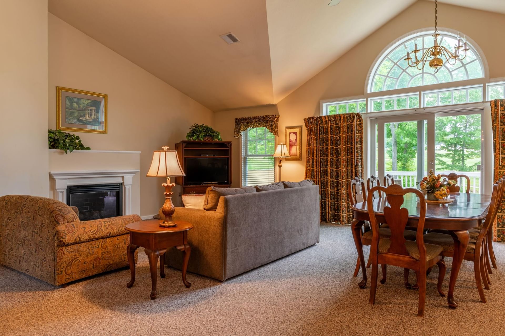Spacious Room & Suites in Bethel, ME | The Bethel Resort & Suites