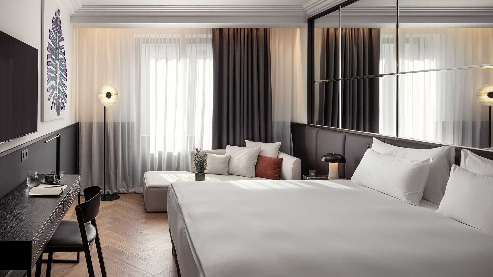 Deluxe Room | Almanac X Alcron Prague Accommodation