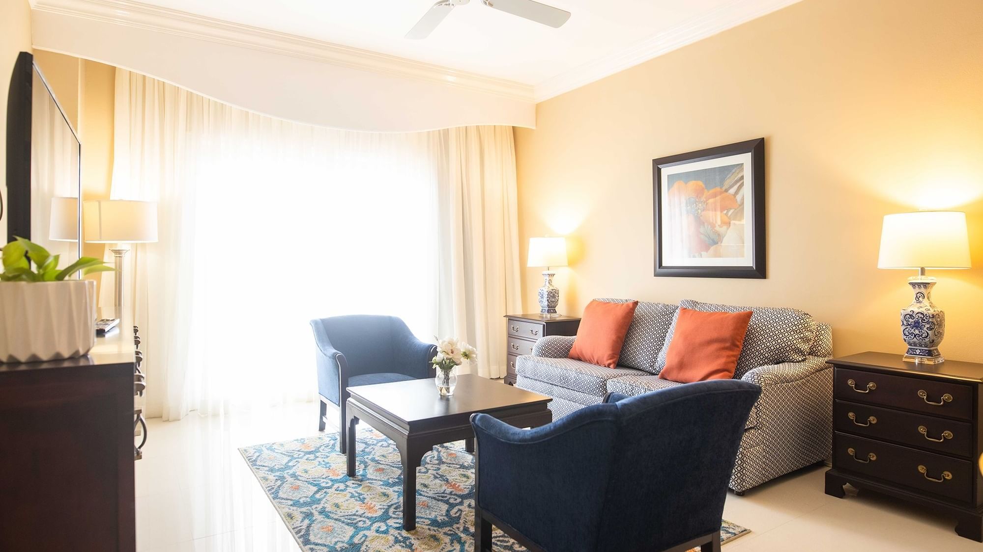 Presidential Suite | The Courtleigh Hotel and Suites