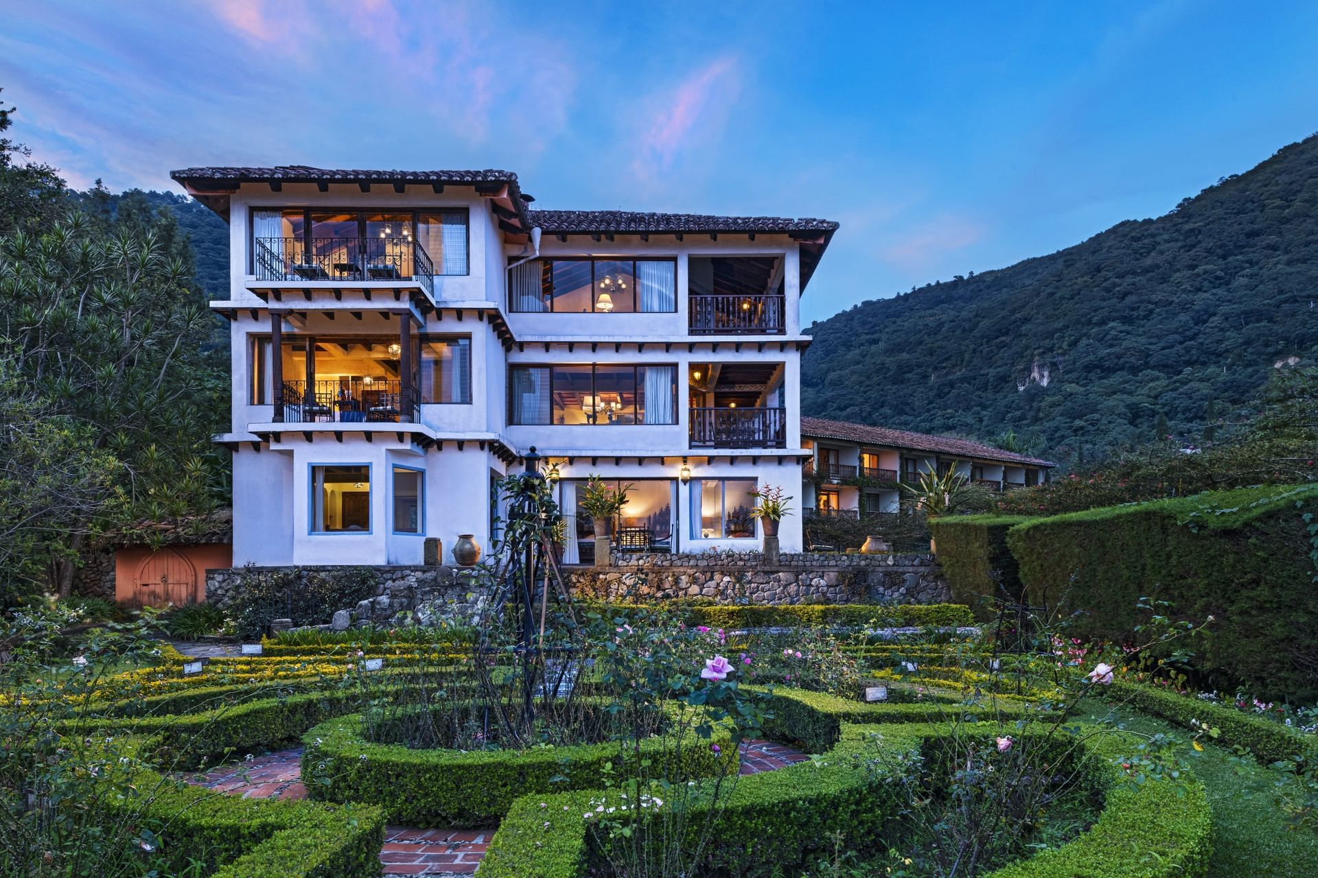 Acerca de Nuestro Hotel Guatemala | Hotel Atitlan