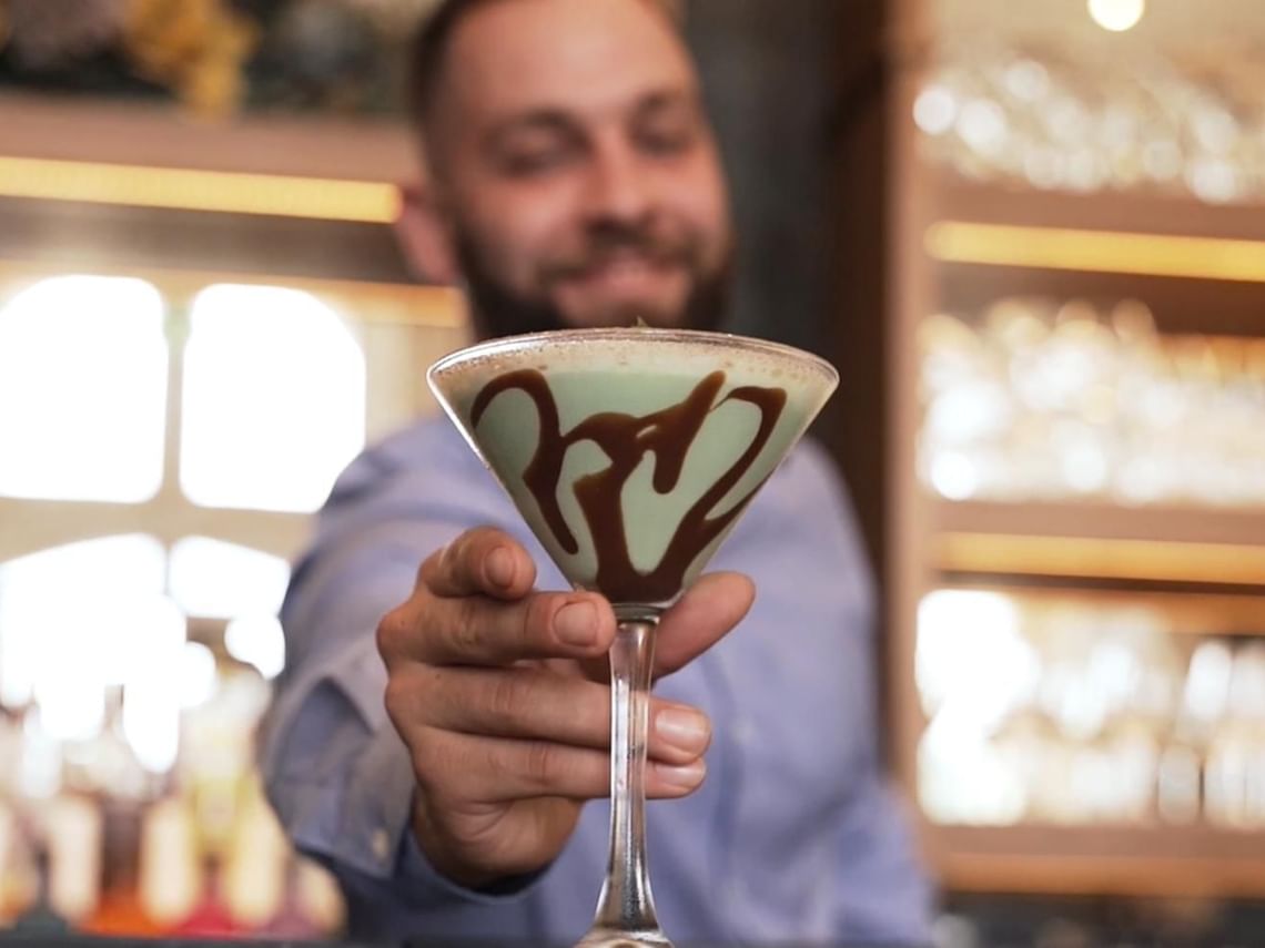 Cocktail vs Mocktail | What's The Difference?