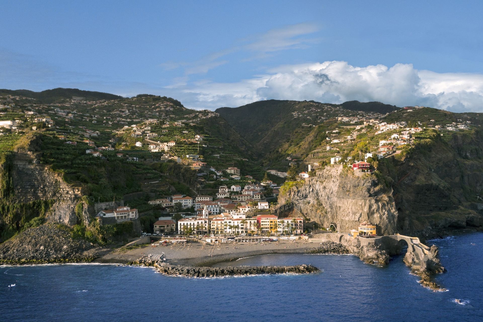 Hotels in Ponta do Sol Madeira | Enotel Sunset Bay Gallery