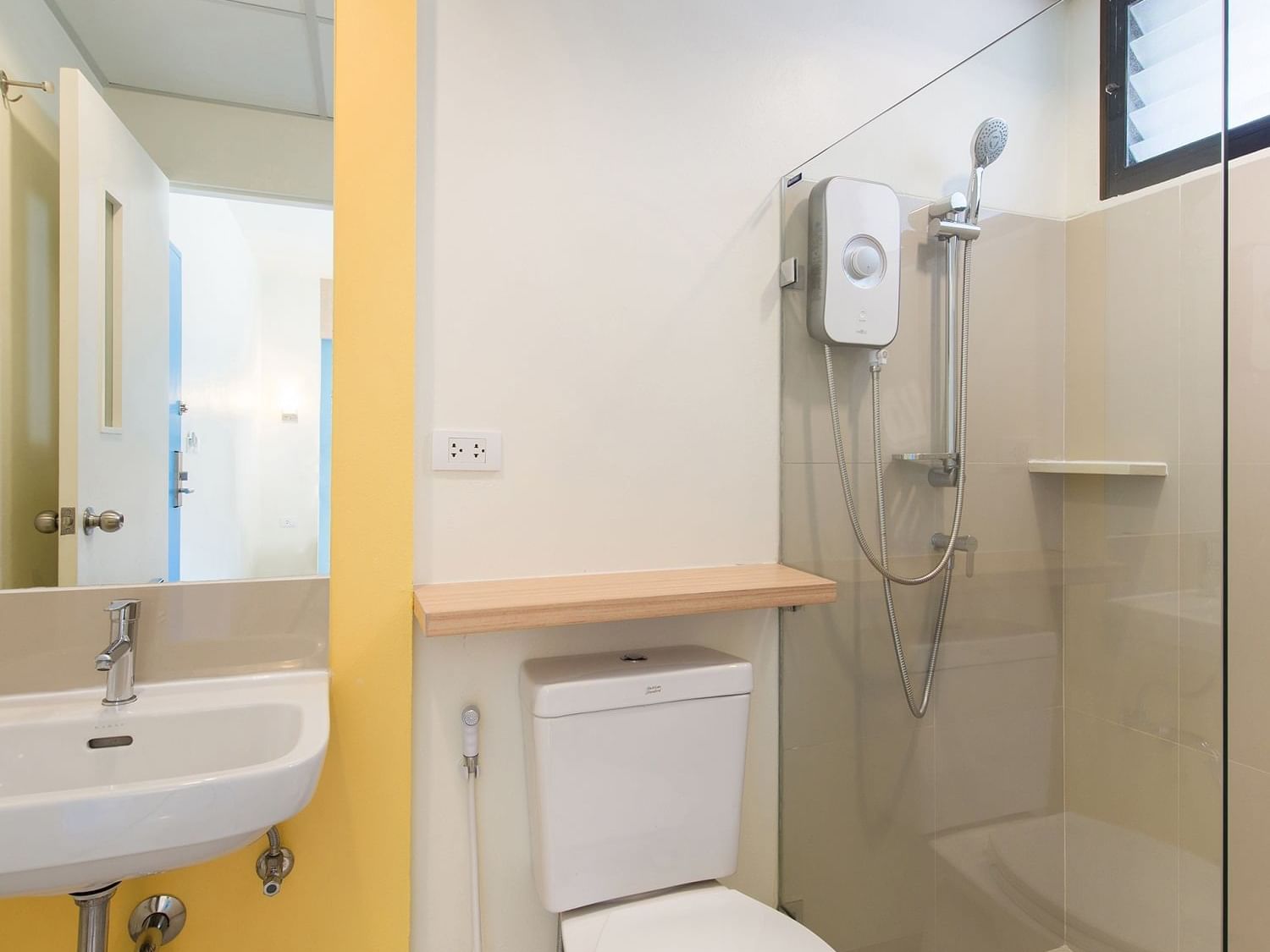 Hop Inn Cebu City | Budget Hotel in Cebu