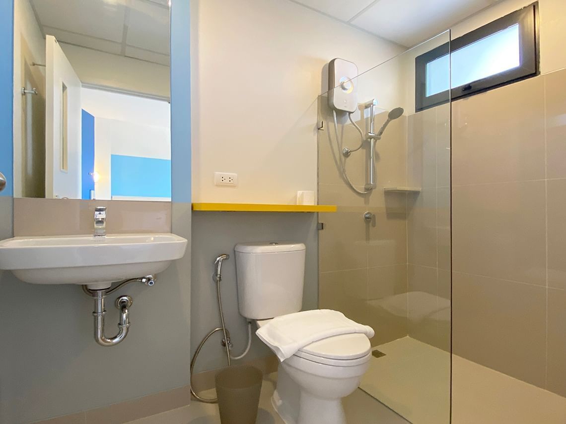 HOP INN Bangkok Onnut Station | Budget Hotel near Onnut