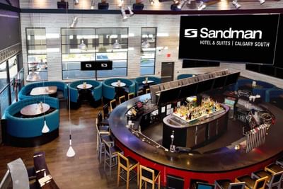 Gallery | Calgary Hotels With Pool | Sandman Hotel Calgary South