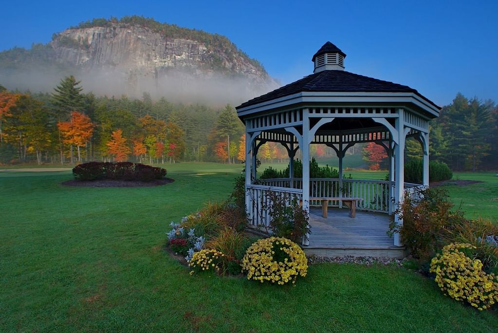 White Mountain Hotel & Resort | North Conway Hotels | NH