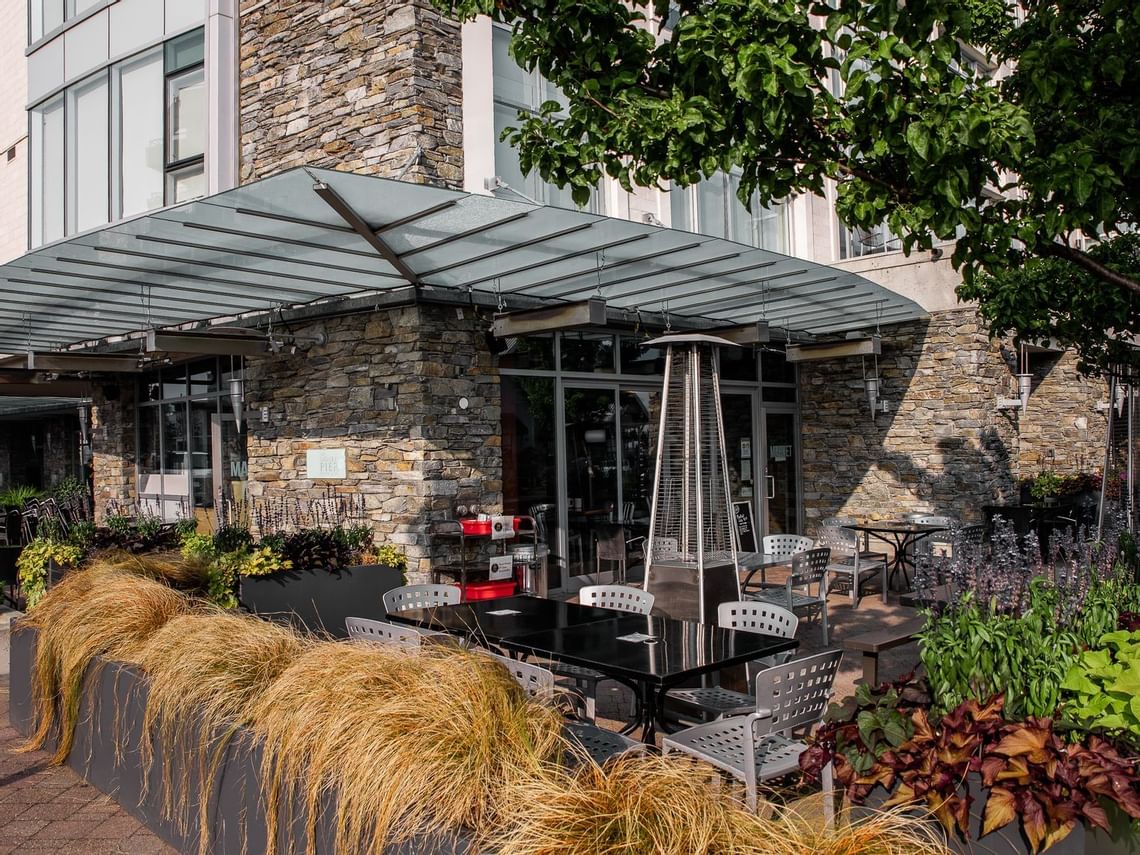 Ten Acres at The Pier - Sidney Pier Hotel & Spa