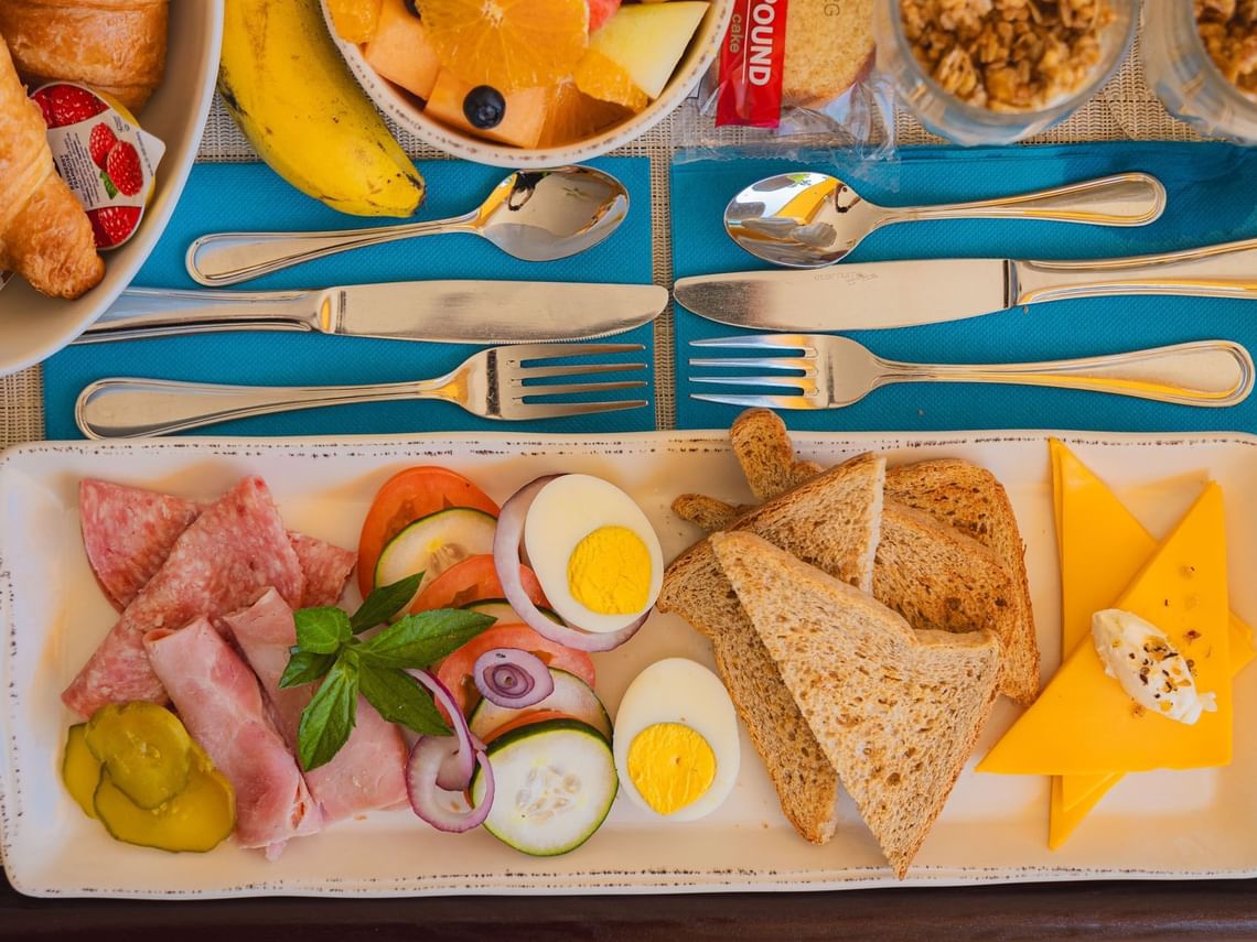 Eagle Beach Dining | MVC Aruba: Breakfast to Sunset