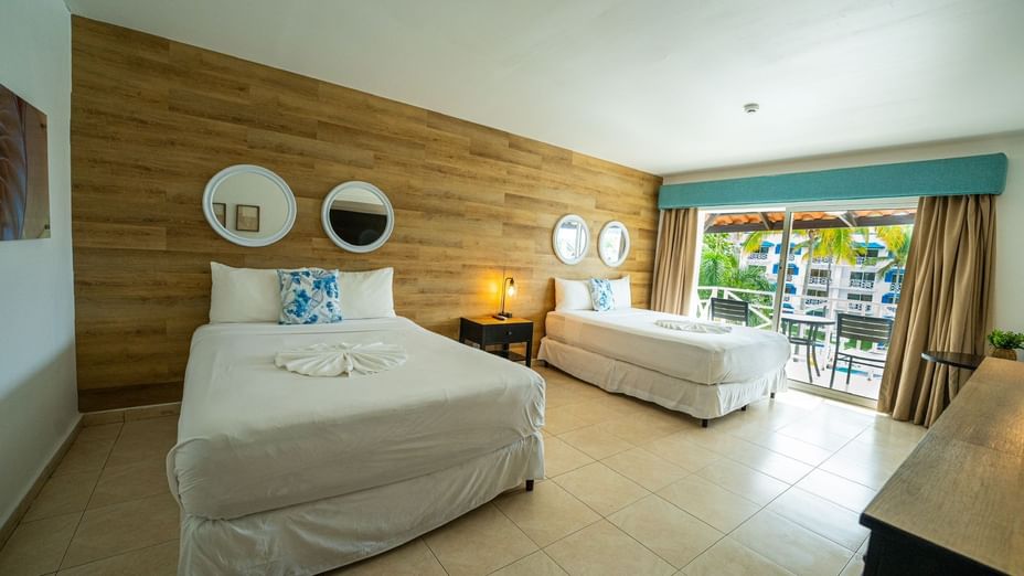 Playa Blanca Beach Resort | Panama Pool View Room