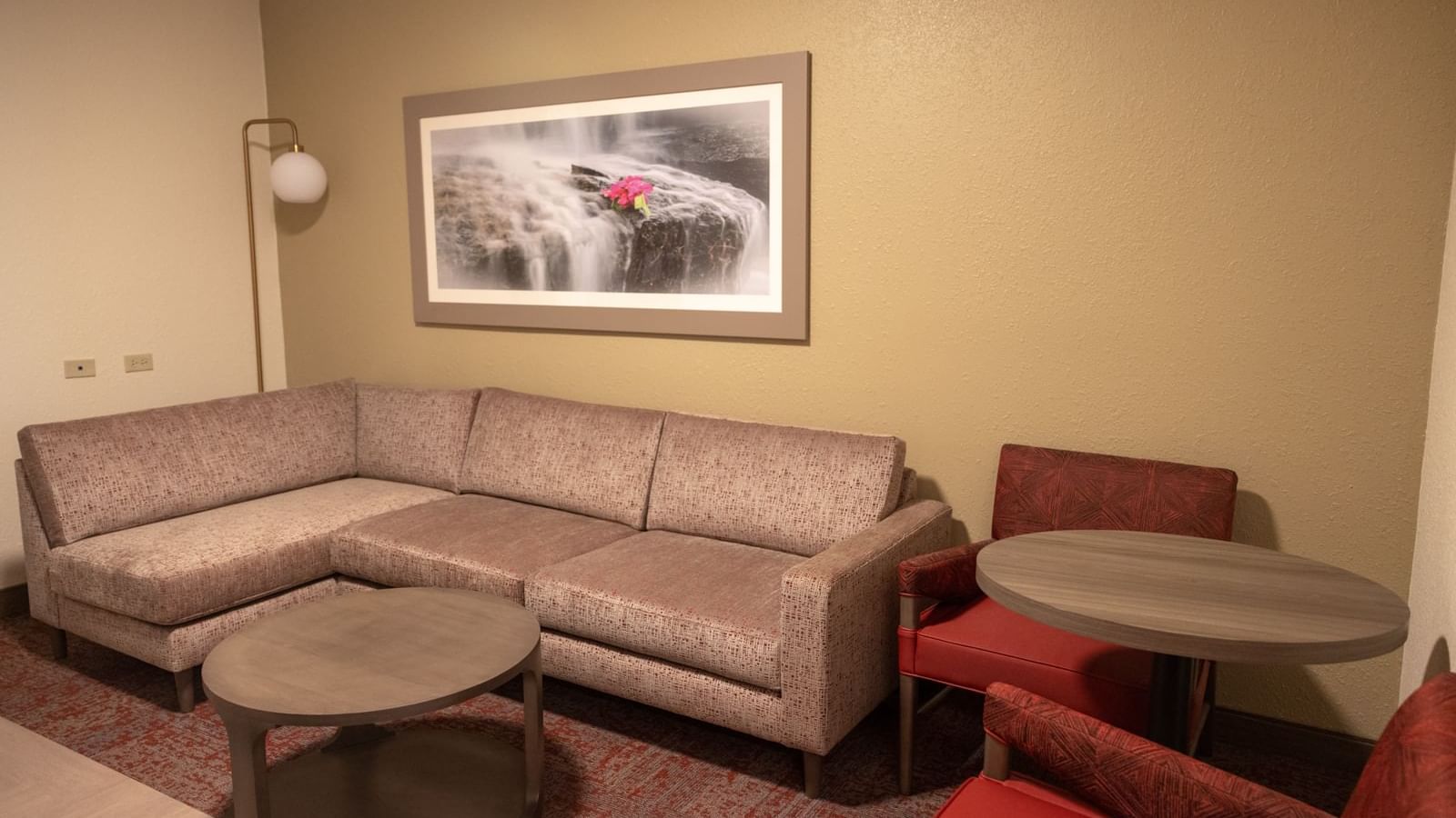 DRI Accessible King - Non Smoking | Dancing Rabbit Inn