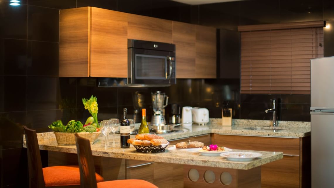 INFINITY SUITE | Sunset Plaza Beach Resort