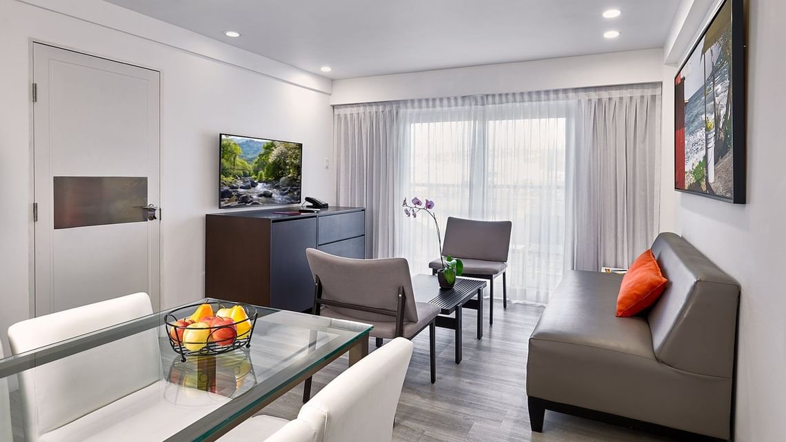 Two Bedroom Penthouse Loft Suite - The R Hotel