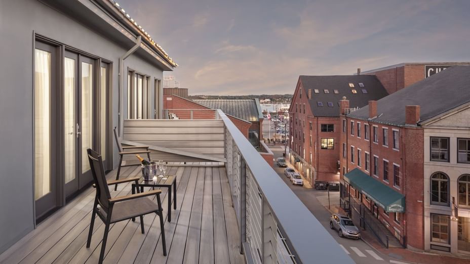 Superior King with Deck | Portland Regency Hotel & Spa