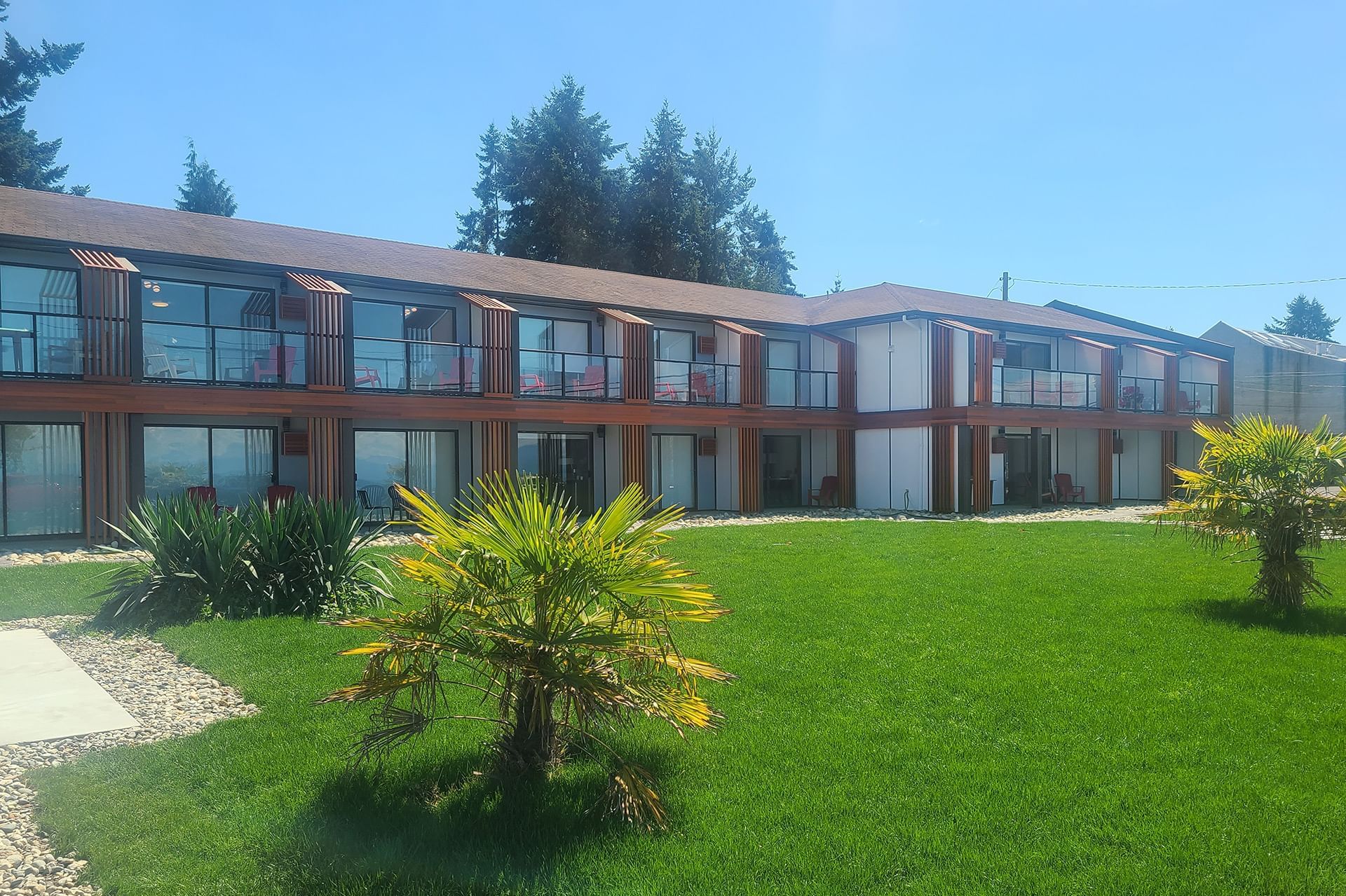 Gallery | The Oceanside, a Coast Hotel | Sechelt Hotels