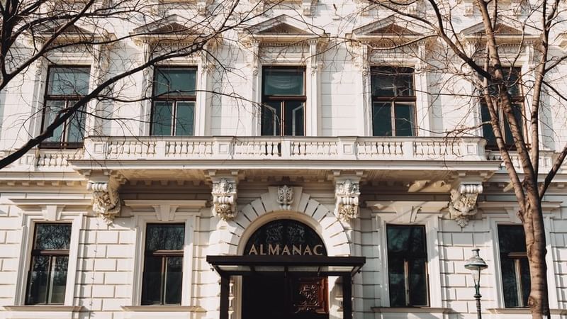 Plan a Wedding in Vienna | Almanac Palais Vienna