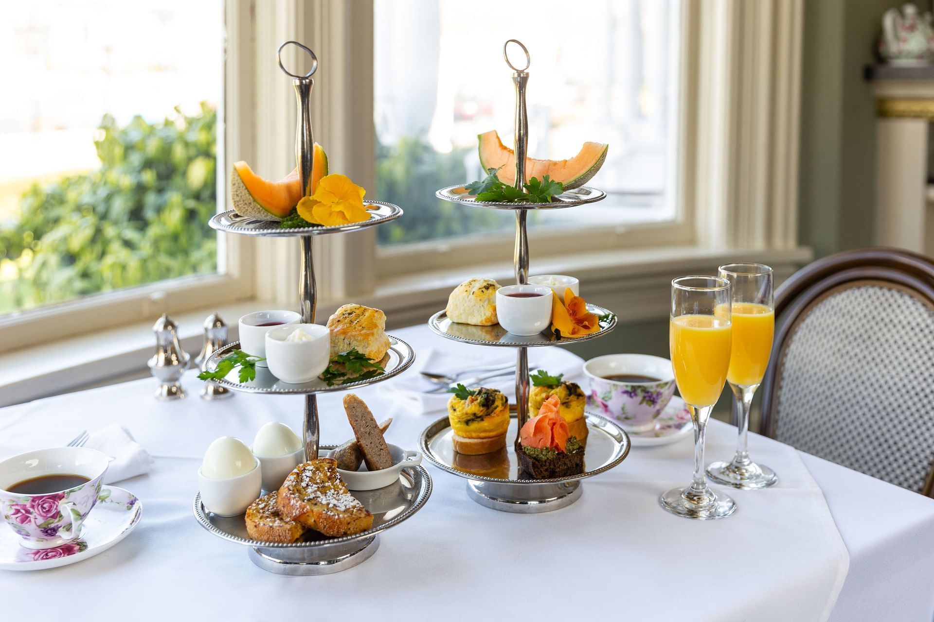 High Tea Victoria BC | Huntingdon Hotel and Suites