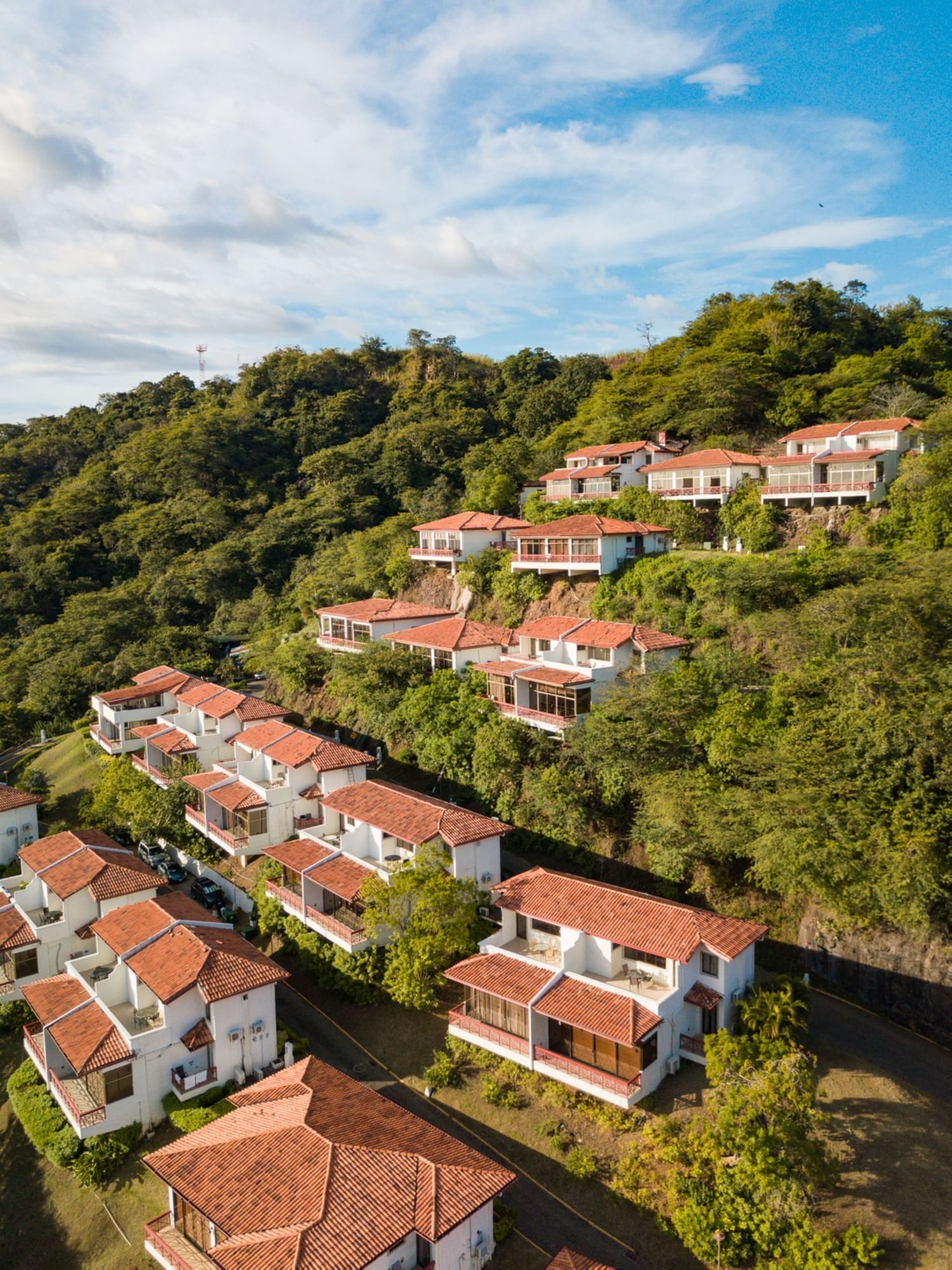 Costa Rica Hotel Offers - Villas Sol Beach Resort