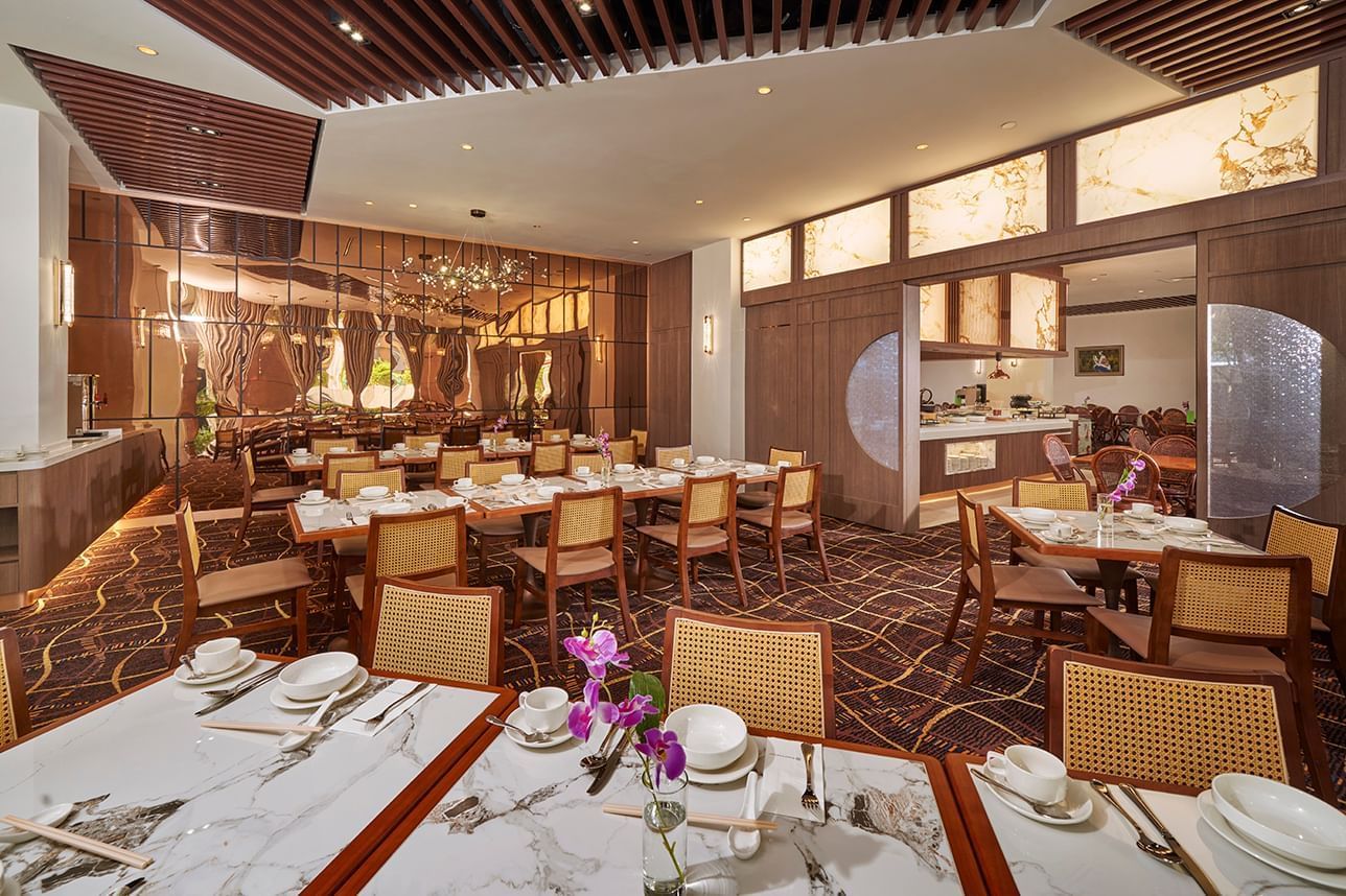 Crystal Café | Dining at Orchard Grand Court