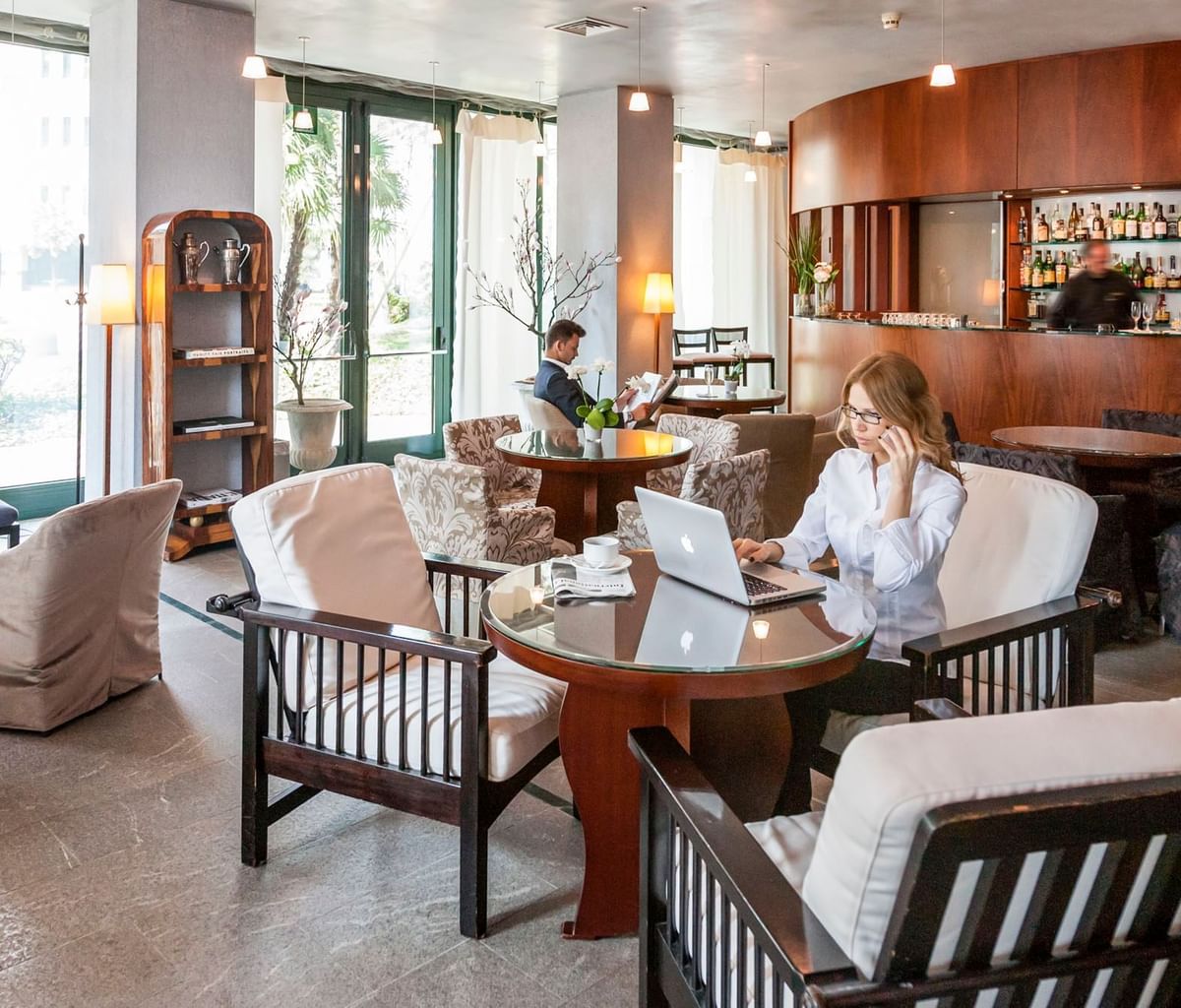 Dining | Cosmo Hotel Residence