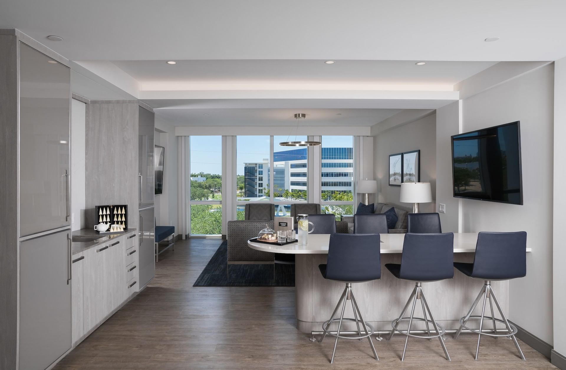About Us | Innovation Hotel | Naples FL Hotel