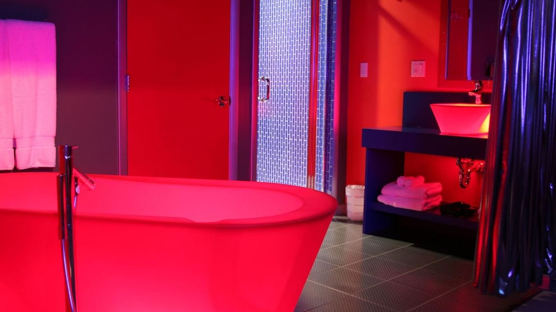 George's Spacepad | Themed Room | The Roxbury