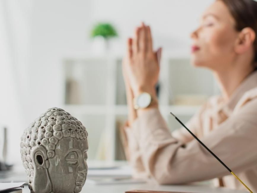 Wellbeing Activities for Team Meetings: Check Out These AWESOME Ideas!