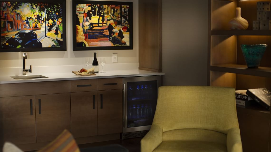 Cosmopolitan | Accommodations in Seattle