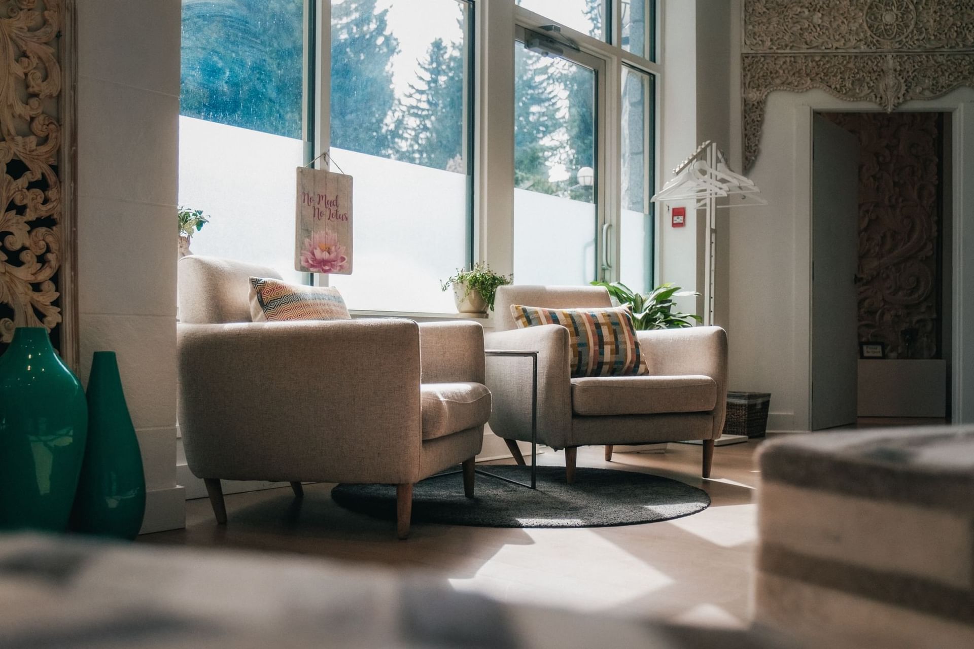 Rejuvenating Winter Spa Promotions