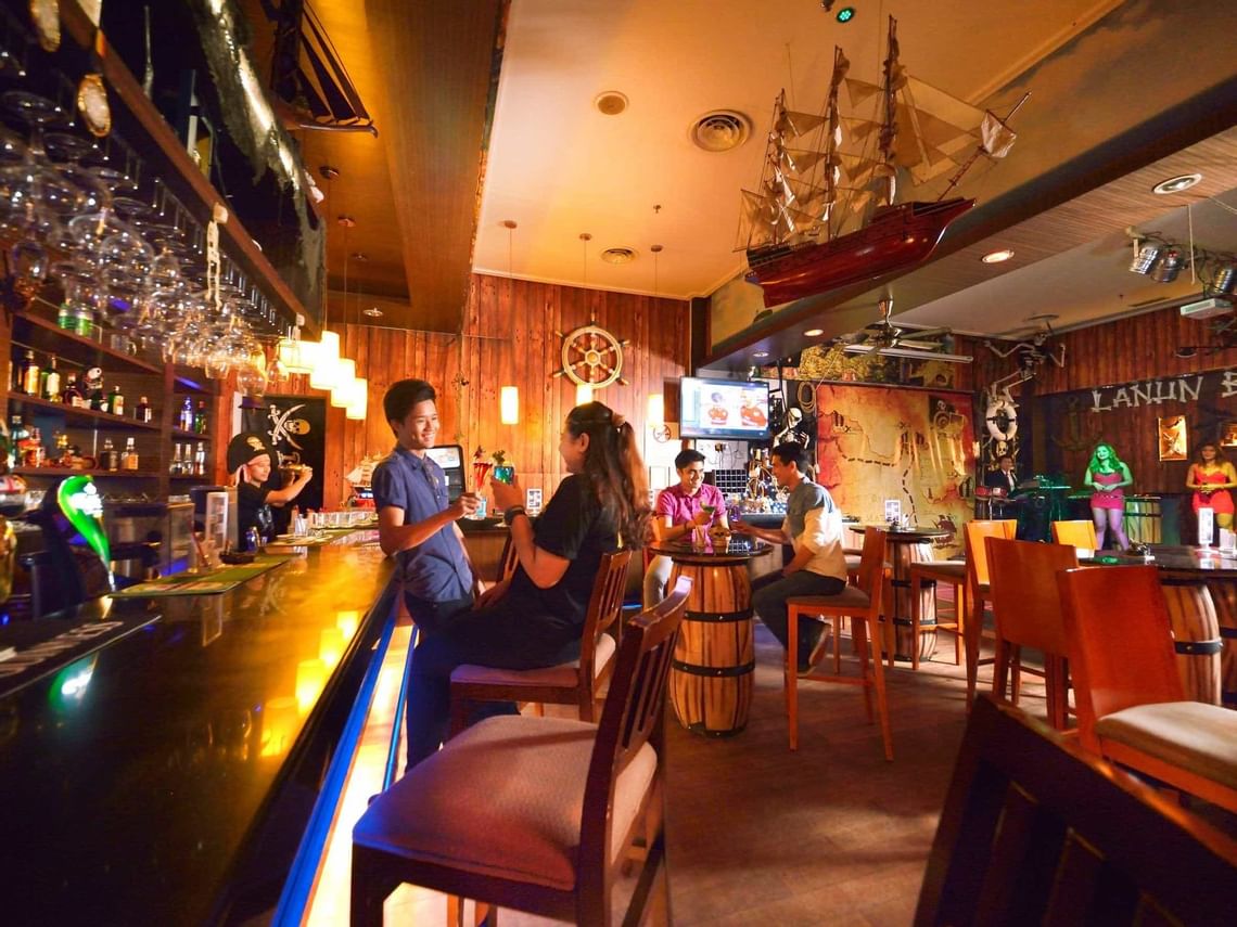 Lanun Restaurant & Bar | Bar at 5 Star Resort In Port Dickson