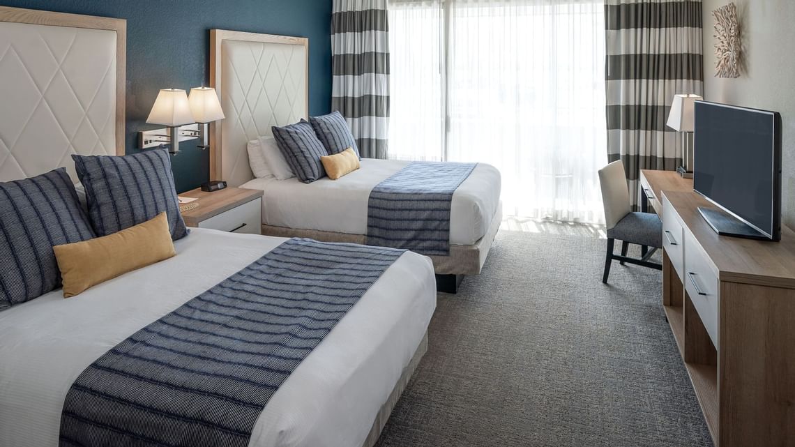 Room Details | Bay Club Hotel and Marina