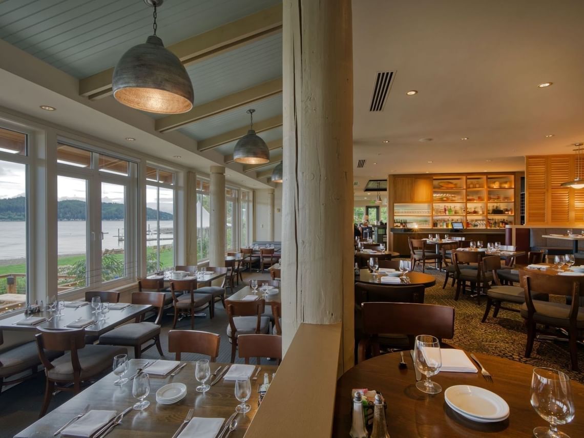 Savor Fresh Flavors at Alderbrook Resort Restaurant | WA