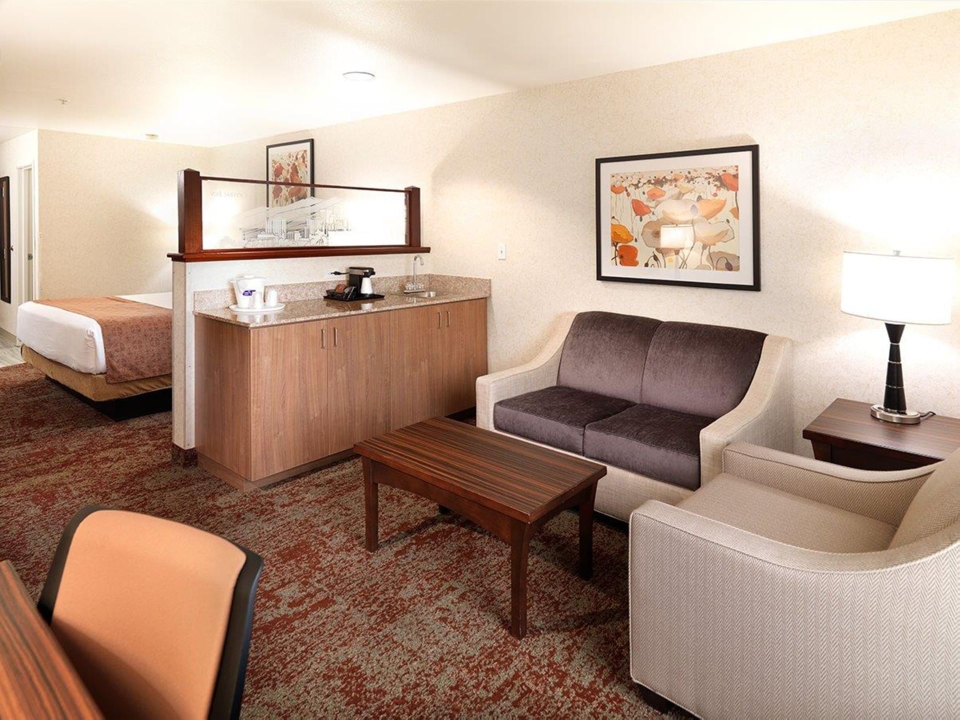 Comfortable Rooms at Crystal Inn Salt Lake City