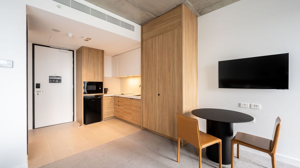 Executive Premium Apartment | Accommodation near Marvel Stadium
