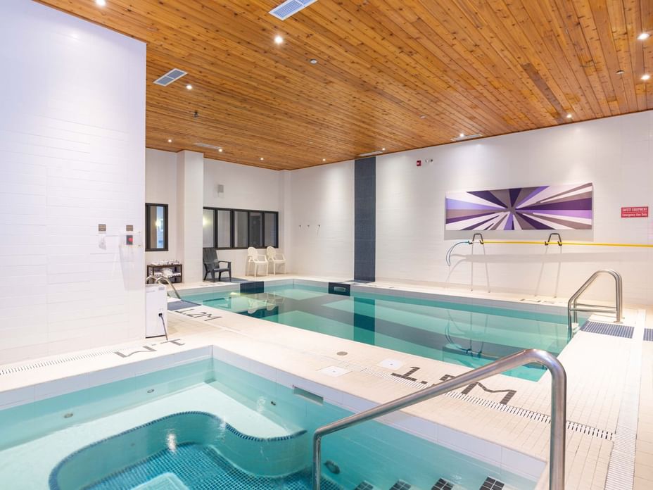 Indoor Pool | Sandman Signature Edmonton South Hotel