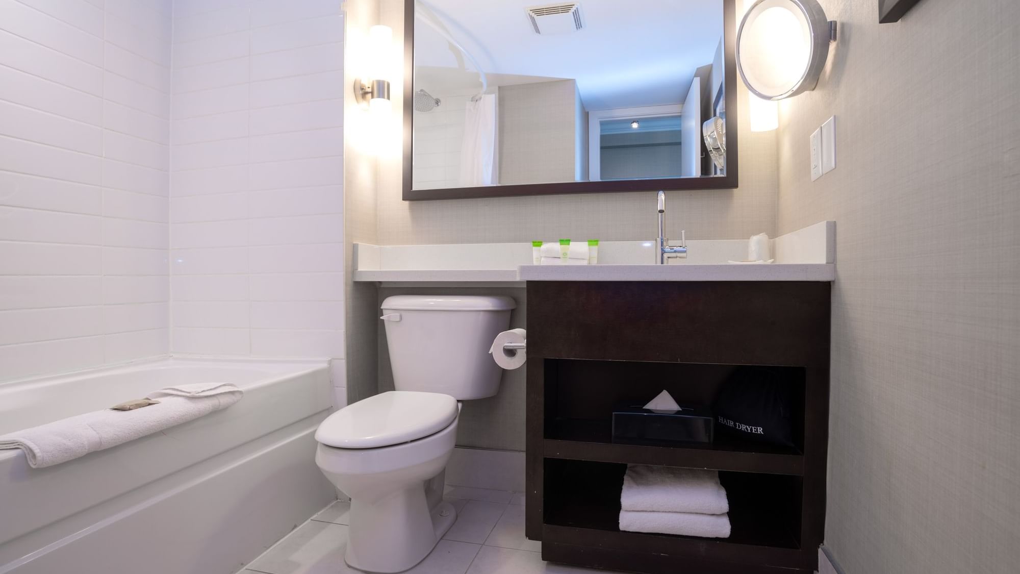 Studio Suite, 1 King Bed, Sofa Bed, Kitchenette | Accommodations at ...