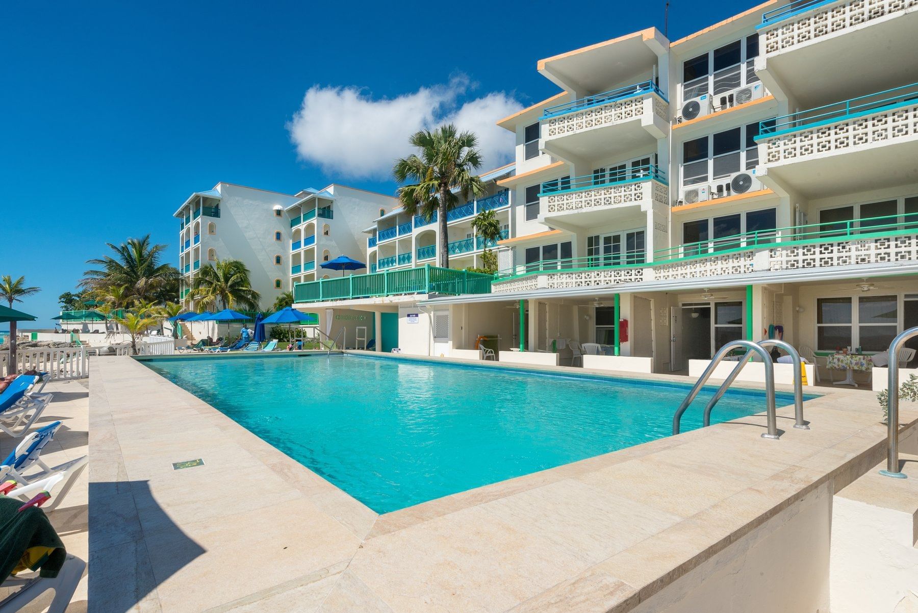Rostrevor Hotel - Hotels in St Lawrence Gap Barbados
