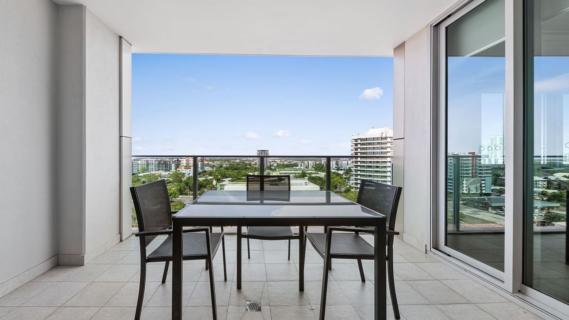 One Bedroom Apartment |Rooms at H on Mitchell Darwin