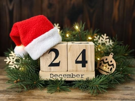 Christmas Eve Traditions | 50 Weird & Wonderful Customs From Around The ...