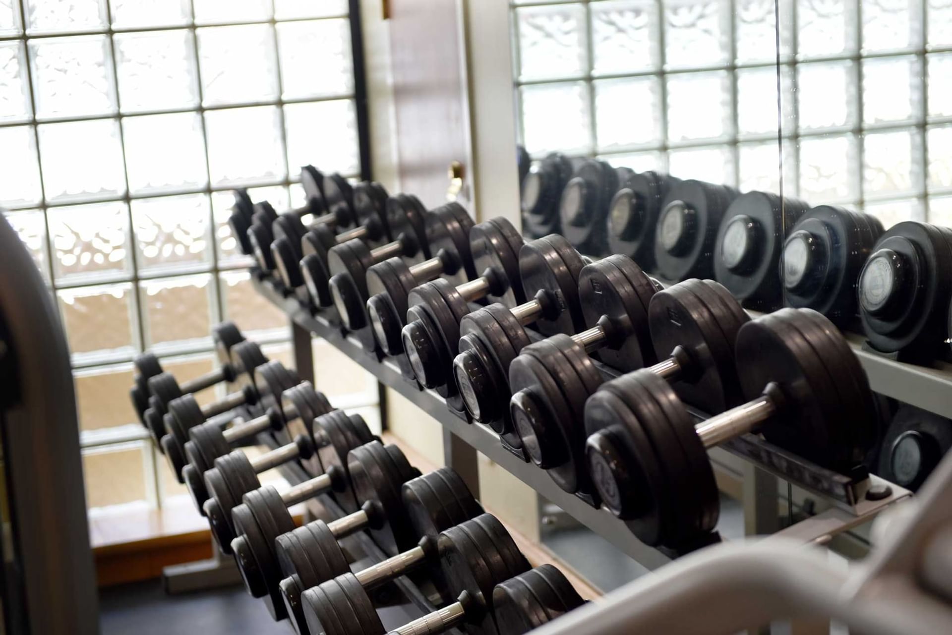 Outdoor Pool & other Amenities | Duxton Hotel Perth