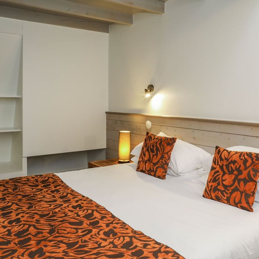 Les Vignes de la Chapelle, The Originals Relais | Hotel Ile de Re ...