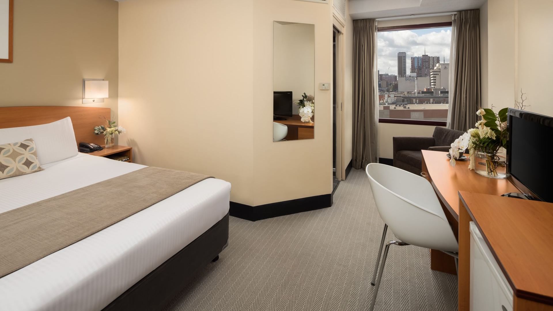 Mercure Welcome Melbourne | Budget Hotel Melbourne CBD