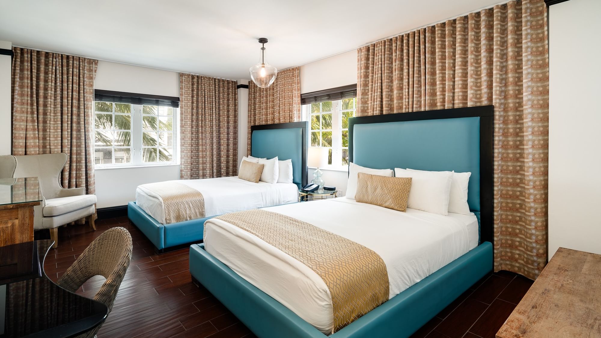 Superior DoubleQueen Room | Hotel Croydon Miami Beach