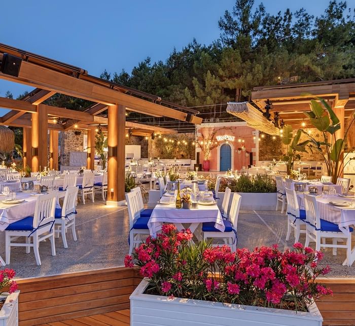 YAMAS À LA CARTE RESTAURANT | TITANIC LUXURY COLLECTION BODRUM
