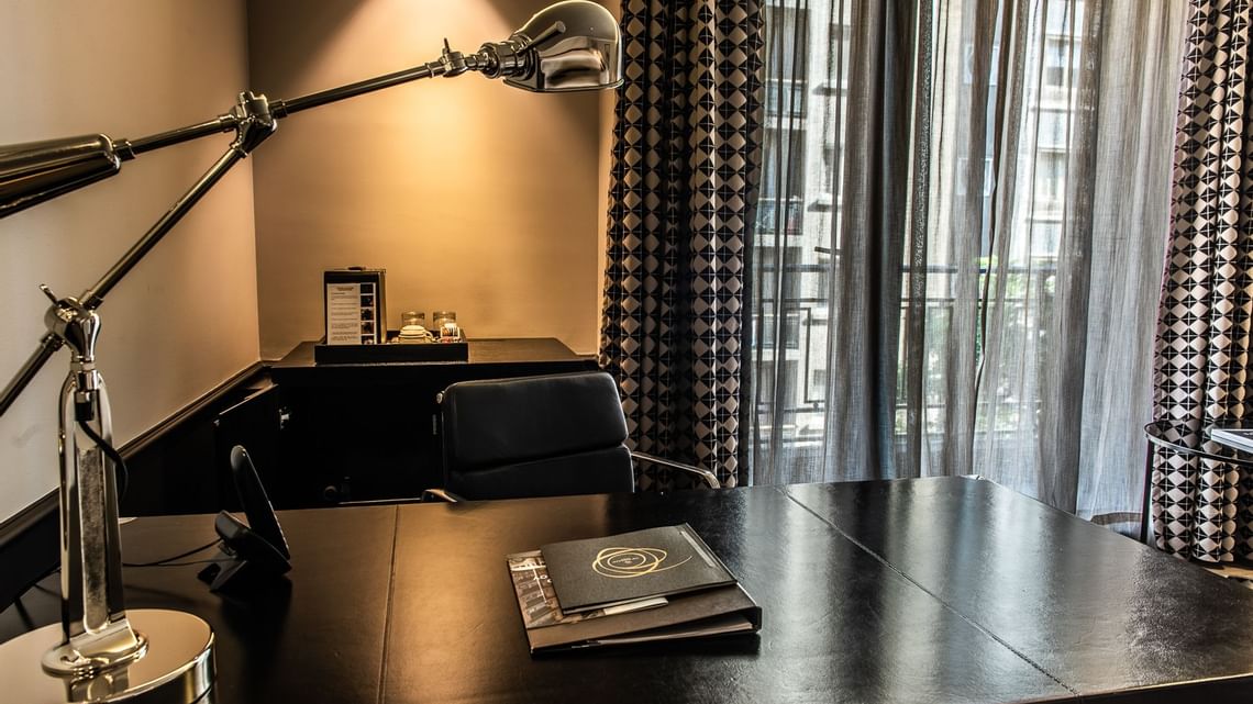 The Singular Twin with balcony - The Singular Santiago Accommodations