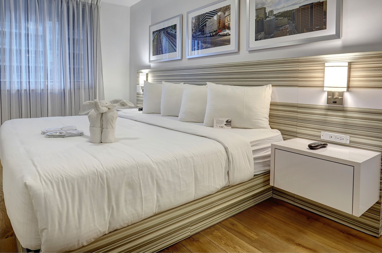 Town Inn Toronto - Stay at Our Downtown Toronto Hotel