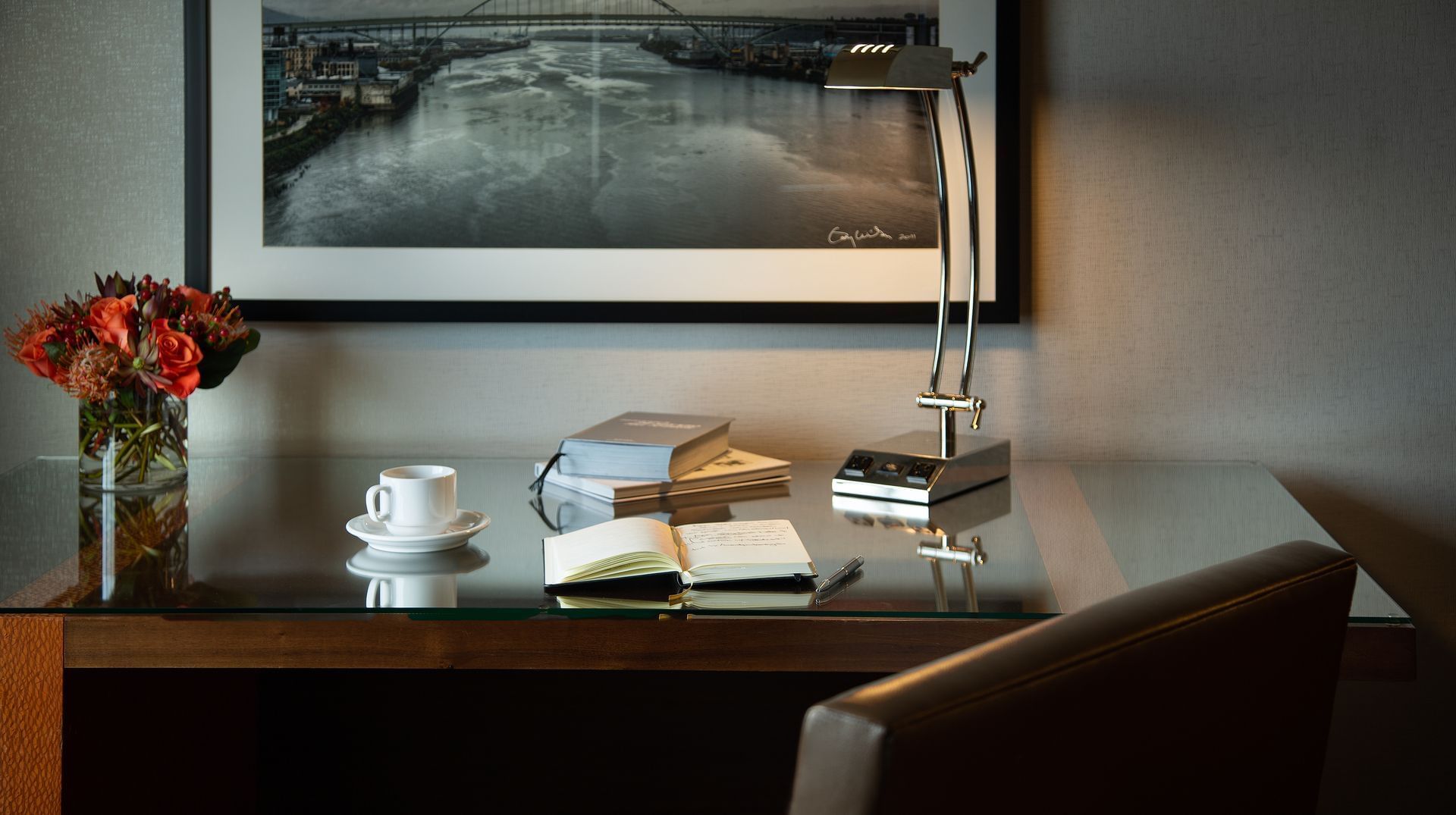 Portland Hotel Rooms | Suites | The Paramount Hotel