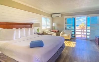 Thunderbird Beach Resort Gallery | Treasure Island